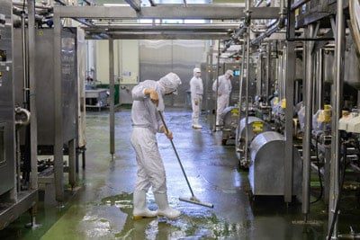 The Importance of 5S in Lean Manufacturing | The fourth S - Seiso (shine)